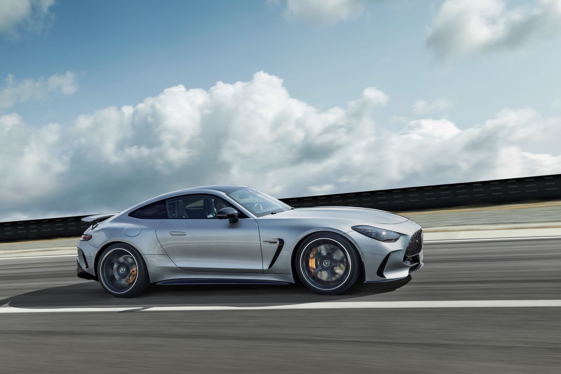NUEVO MERCEDES-BENZ AMG GT