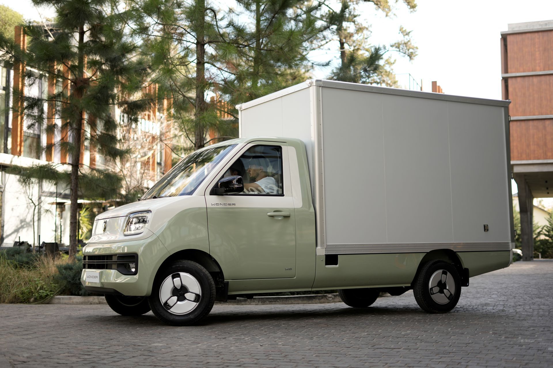 FOTON LANZÓ EL WONDER EN ARGENTINA
